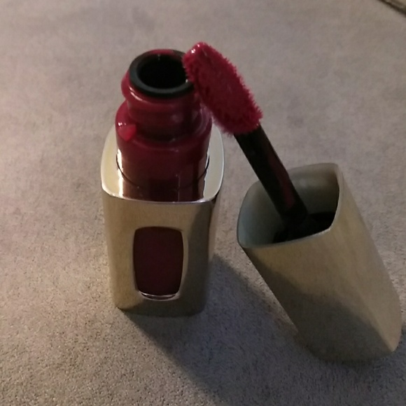 L'Oreal | Makeup | New 2 Pack Loreal 34 Ruby Opera Lip Color | Poshmark
